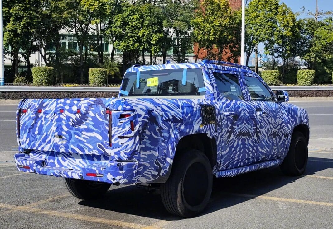 Spy Shots: BYD Pickup Truck For The Lifestyle Segment In China