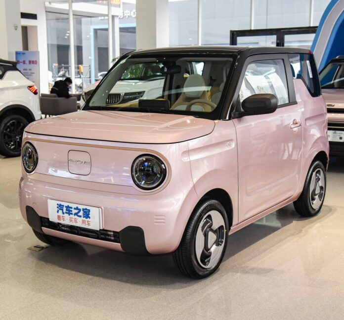 Geely Panda mini Launched On The Chinese Car Market For $5,880 USD