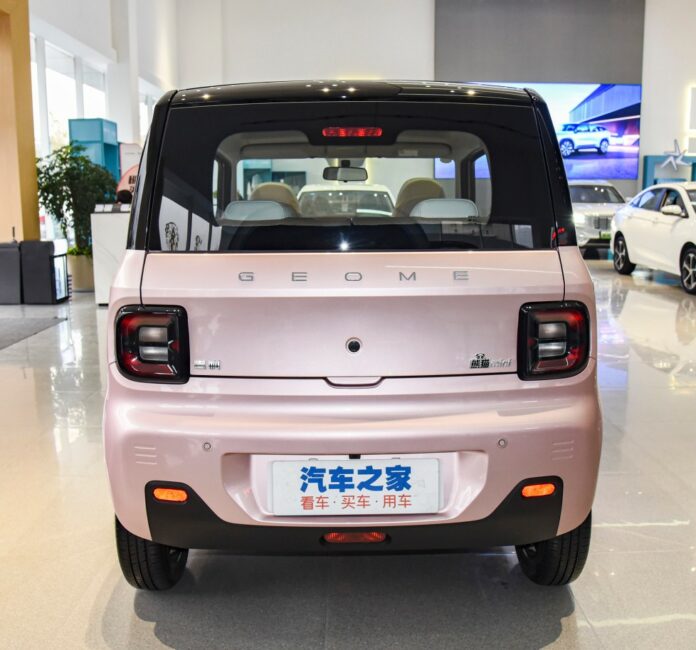 Geely Panda mini Launched On The Chinese Car Market For $5,880 USD