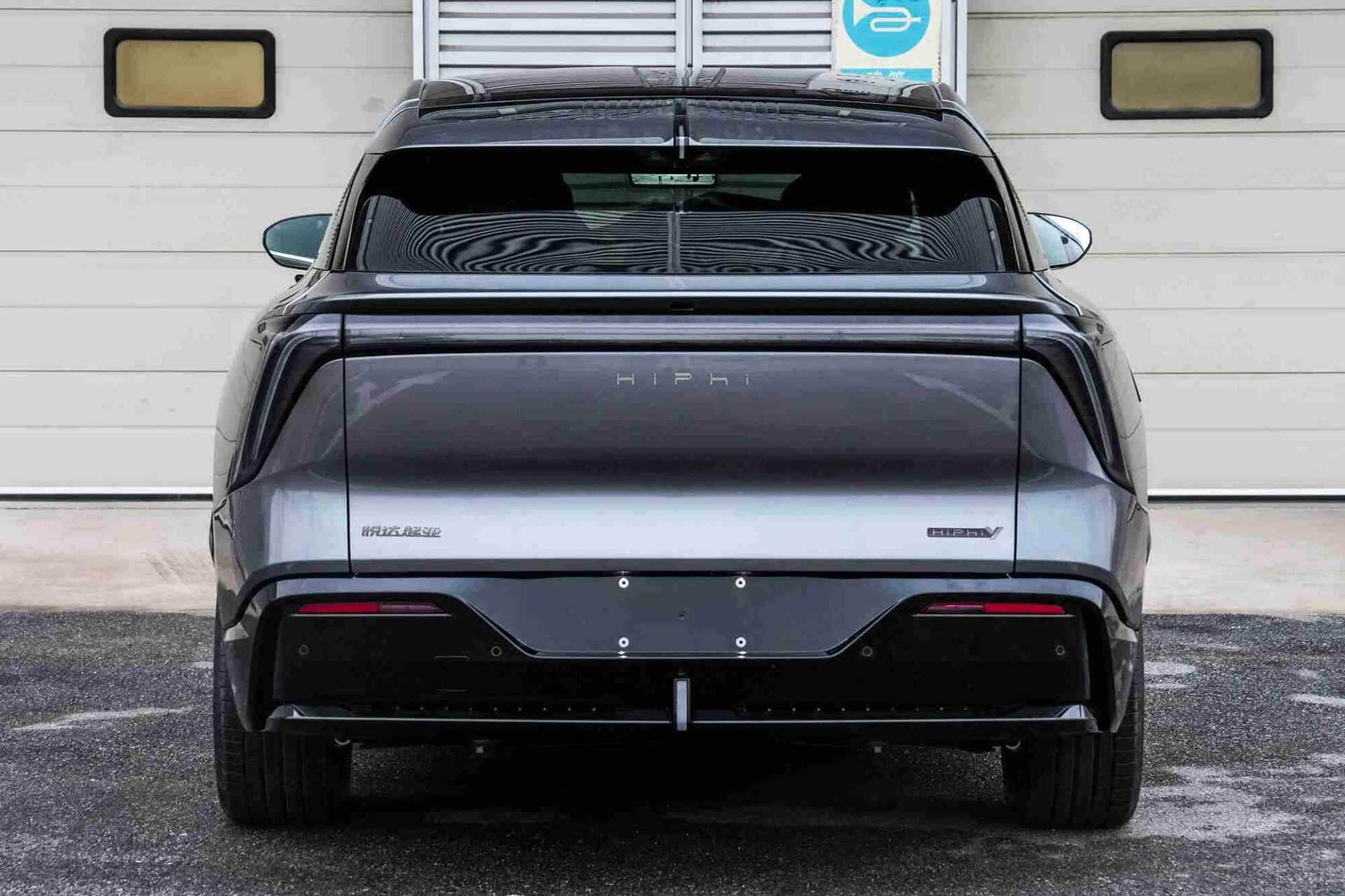 HiPhi Y SUV Is Less Crazy Than The X And Z But Still Very Different