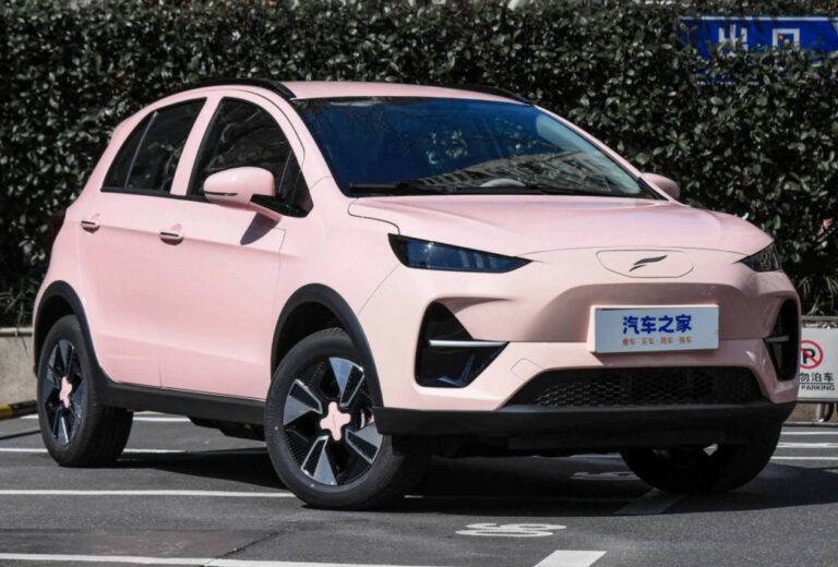 Yudo Yuntu EV Launched - With In-Car Karaoke