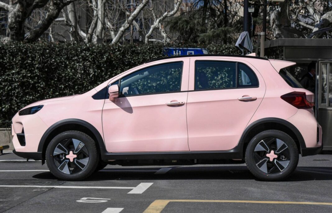 Yudo Yuntu EV Launched - With In-Car Karaoke