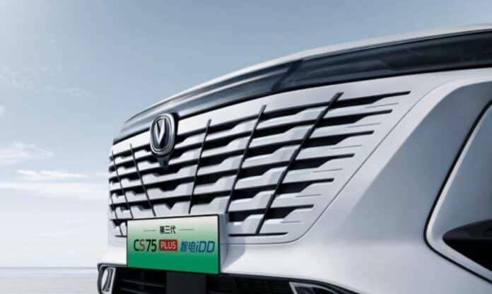 New Changan CS75 Plus iDD plug-in hybrid compact SUV unveiled in China