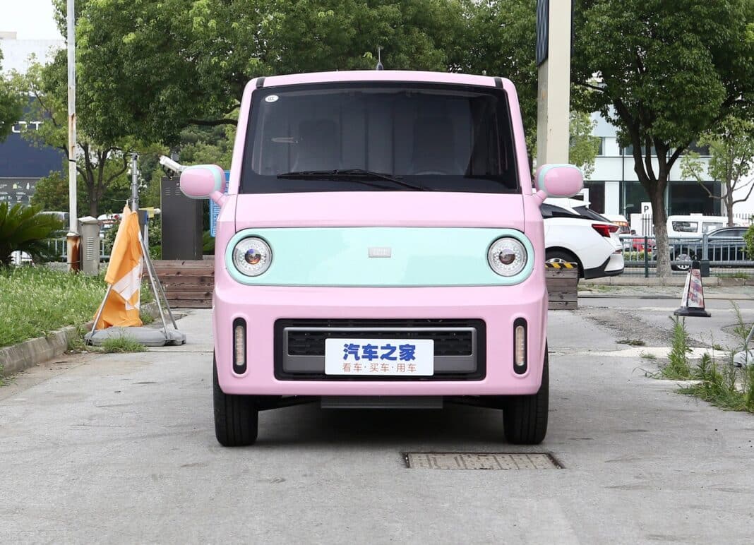 Alibaba-backed EV maker launches the cutest minivan in China for $4,200