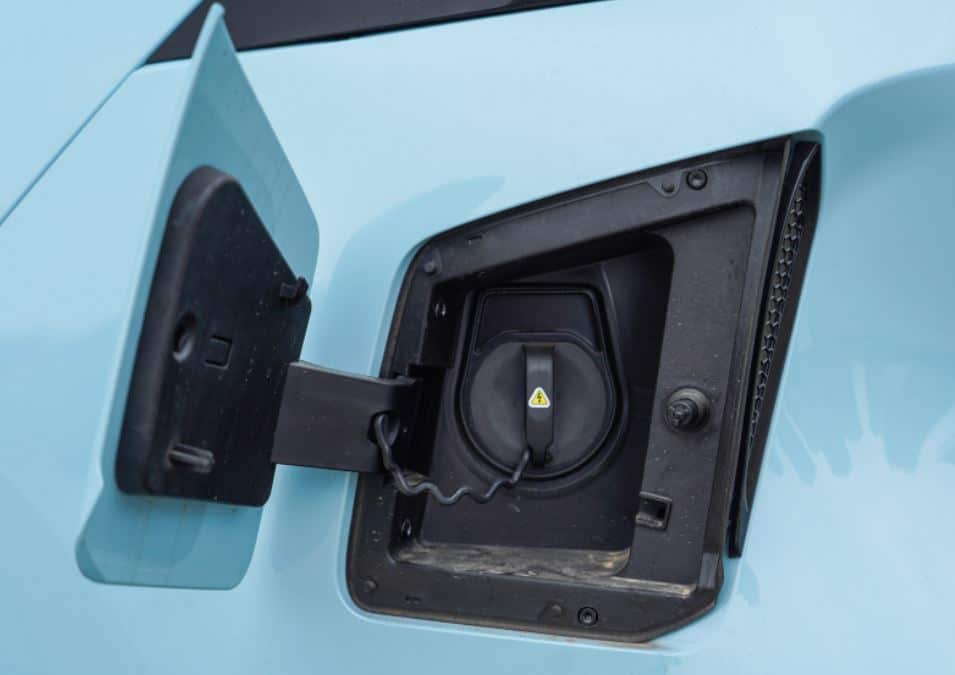 Dongfeng Forthing Leiting electric SUV launched in China with BYD motor ...