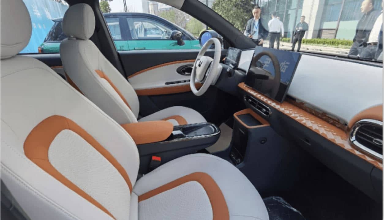 JAC EV3 is an electric hatchback to compete with Wuling Bingo in China