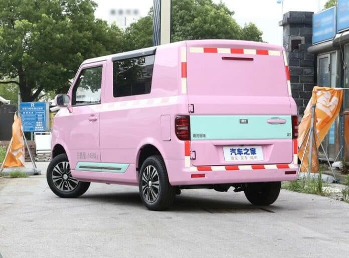 Alibaba-backed EV maker launches the cutest minivan in China for $4,200