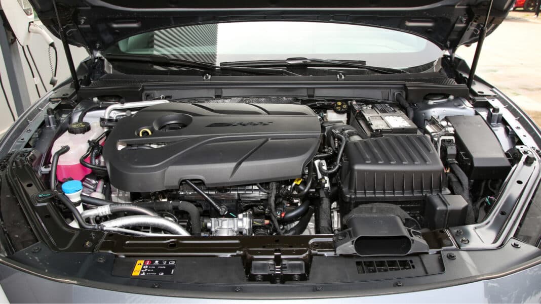 MG7 sedan launched in China with 261 hp. Starting from 17,400 USD