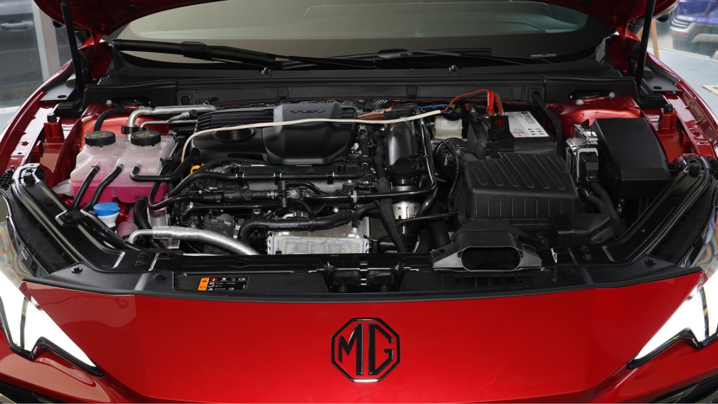 MG7 sedan launched in China with 261 hp. Starting from 17,400 USD