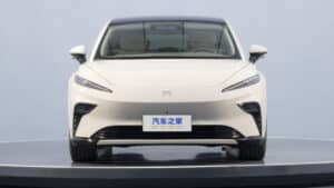 Rising Auto F7 from SAIC launched in China with swappable batteries ...