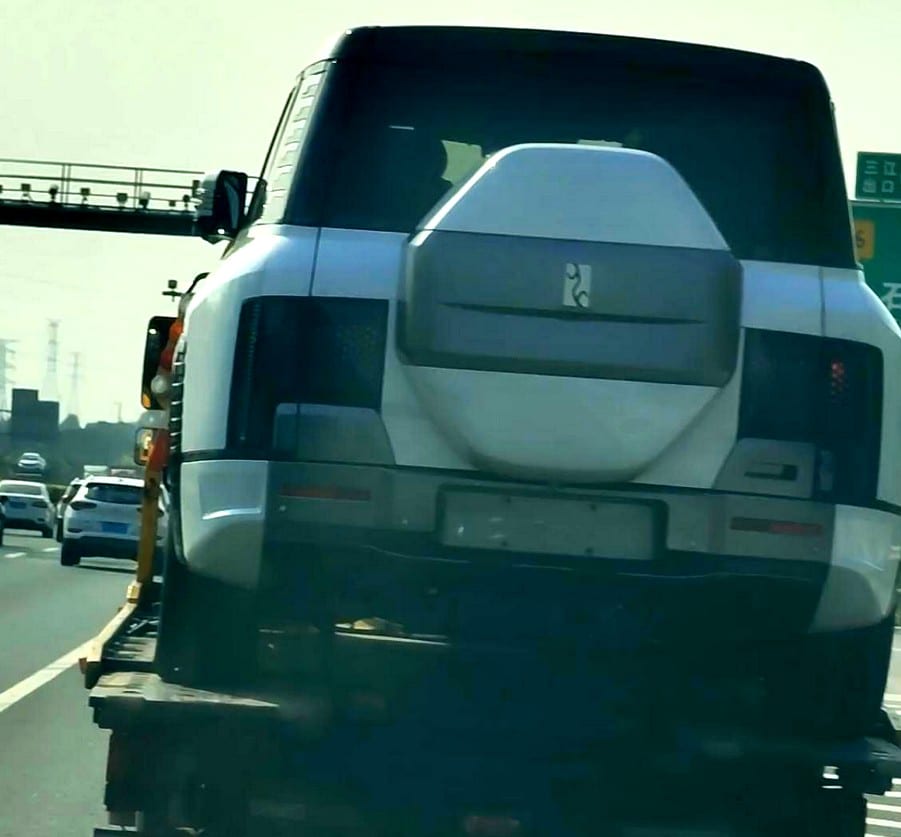 BYD Yangwang U8 Electric SUV Without Camouflage In China