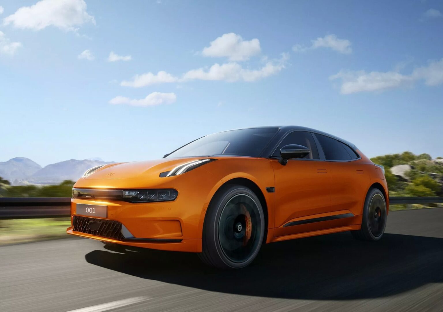 Zeekr's fourth model CS1E sedan spotted in heavy camo