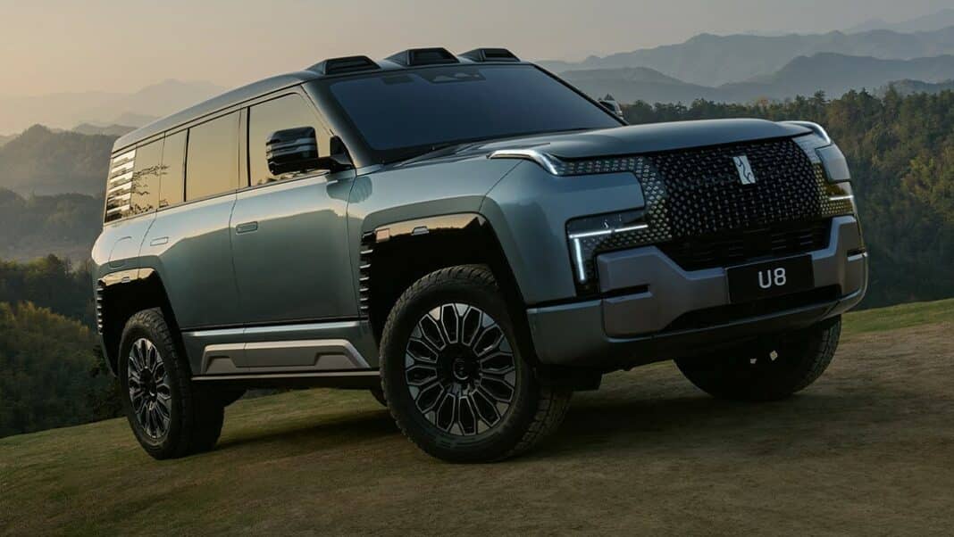 BYD Yangwang U8 price unveiled. Starting from 160,000 USD