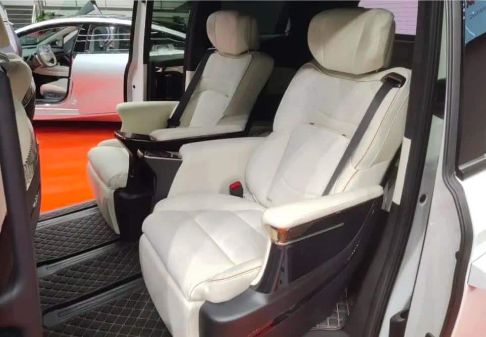 GAC Trumpchi E9 is a new hybrid MPV with over 1000km range