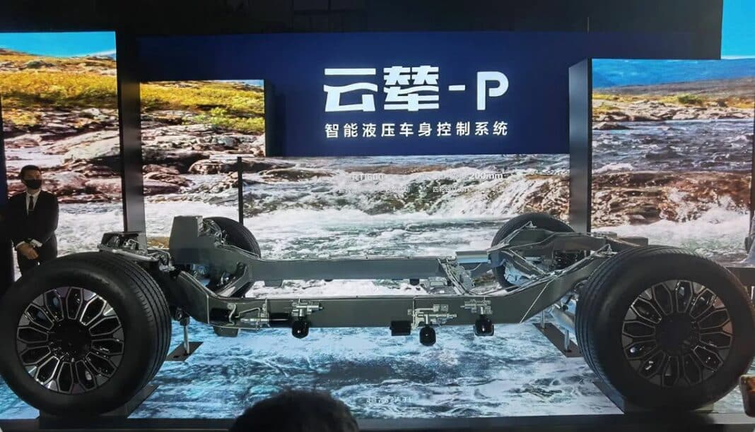 BYD's Yangwang U8 shows off at BYD technology conference