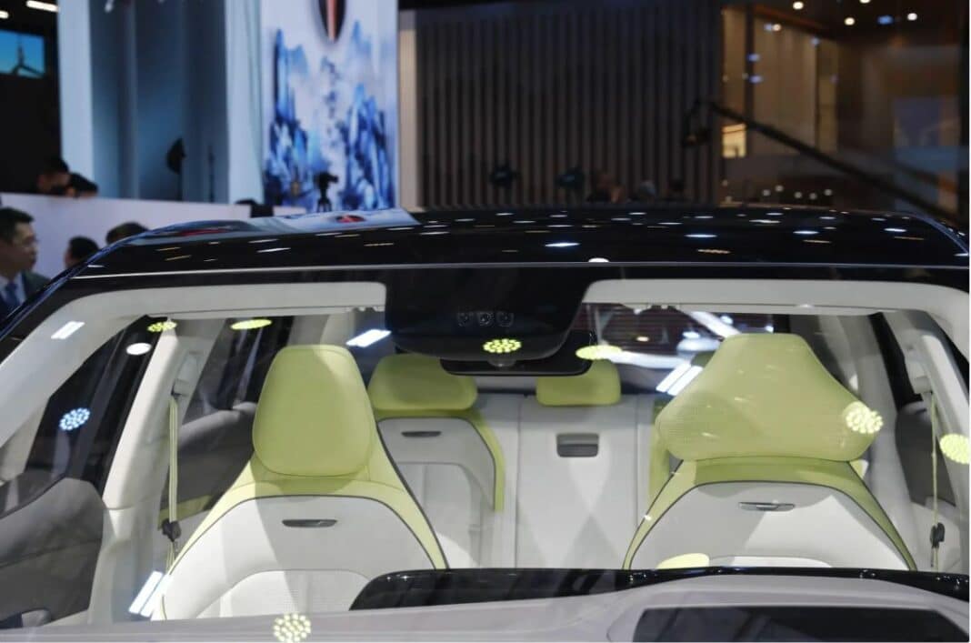 Hongqi E202 with 800V platform and swappable battery unveiled at Shanghai Auto Show