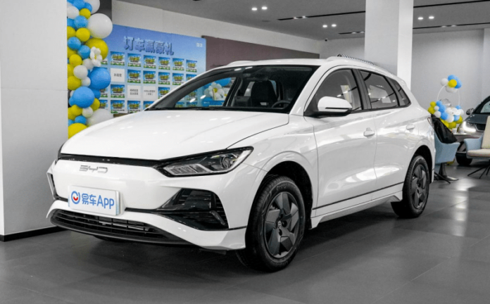 New BYD e2 electric hatchback arrives at dealerships in China