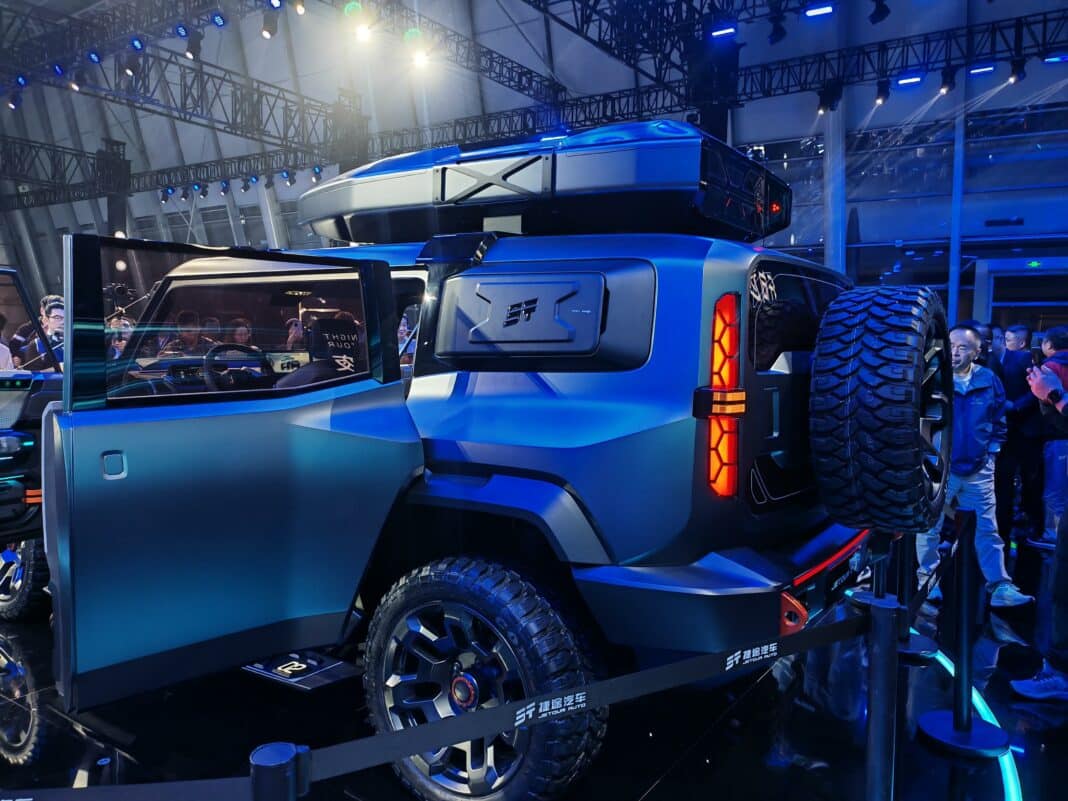 Jetour T-3 electric SUV unveiled with 1300 HP and suicide doors. The ...