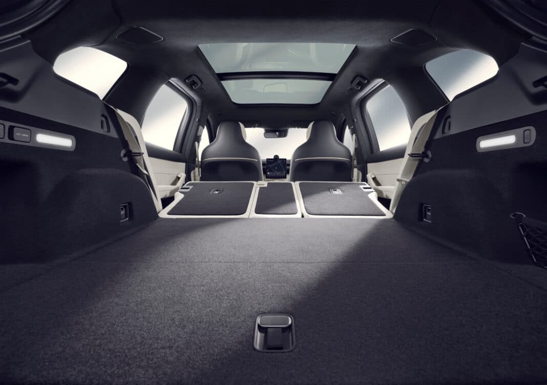 Nio ES6 2023 new pictures and specs revealed. Company's most important ...