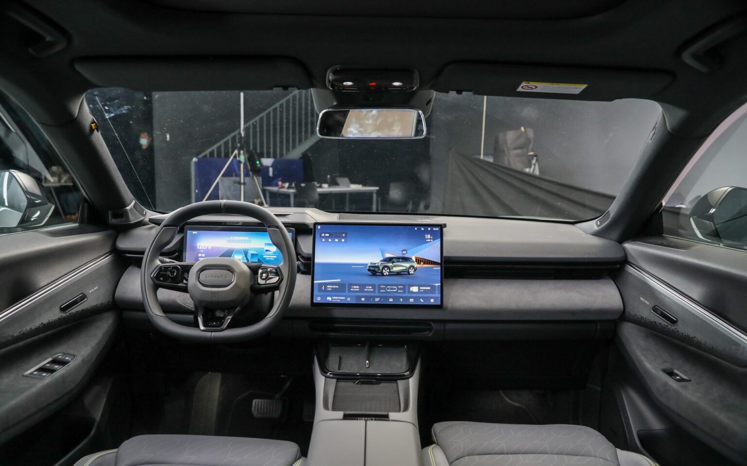 Lynk & Co 08 revealed its powertrain: 536 HP and 245 km battery range