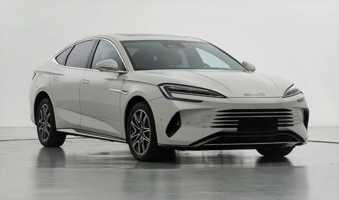 BYD Chaser 07 PHEV specs exposed by China's MIIT with 200km range