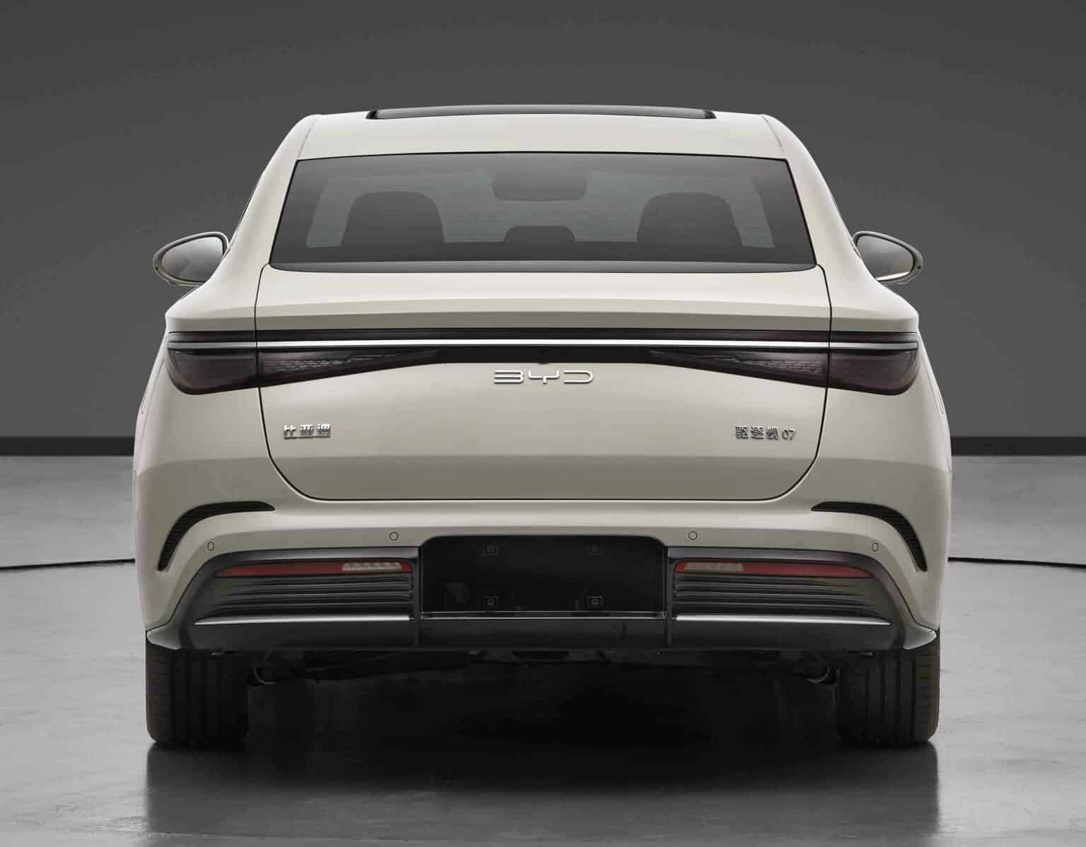 BYD Chaser 07 PHEV specs exposed by China's MIIT with 200km range