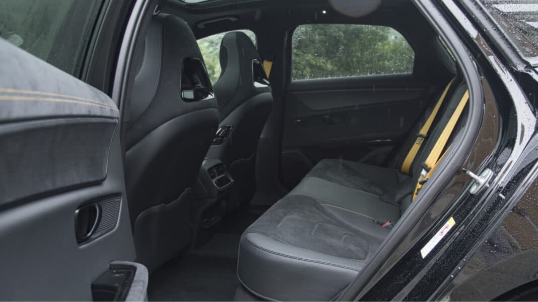 BYD launched new Han DM-i and DM-p PHEV sedans. Price starts at 27,000 USD