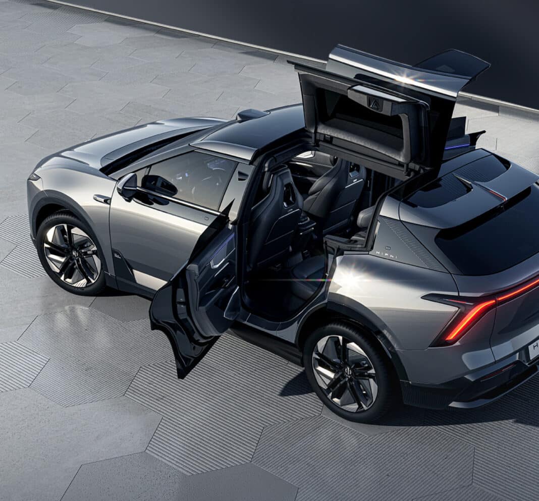 HiPhi Y is here to rival the all-new Nio ES6. Will gull-wing doors help it?