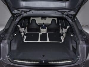 Nio launched the 2023 ES6 SUV, for 52,200 USD. 150 kWh semi-solid ...