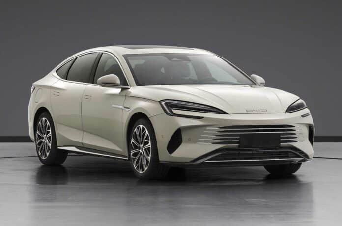 BYD Chaser 07 PHEV specs exposed by China's MIIT with 200km range