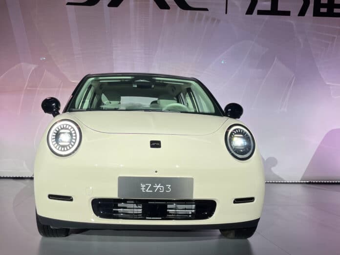 Nio’s manufacturer JAC opened pre-orders for Yiwei 3 EV. Starting from ...