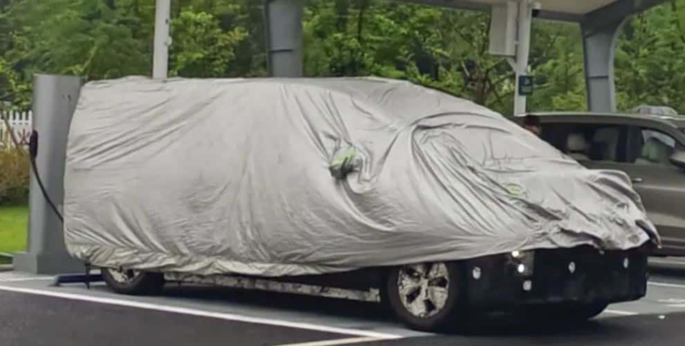 Li MEGA MPV is Li Auto's first pure electric vehicle, with latest CATL ...