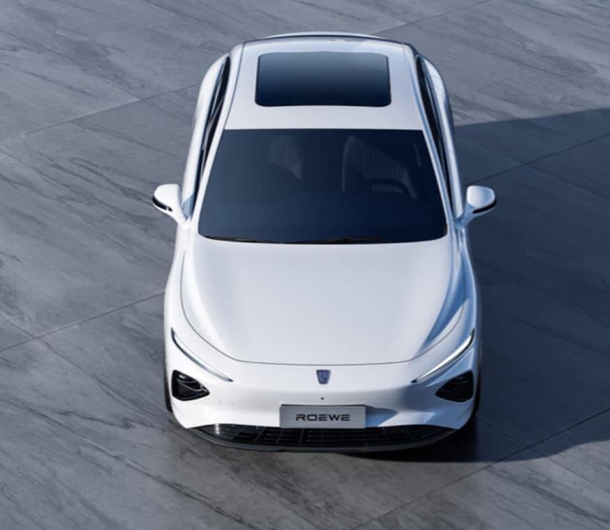 SAIC's Roewe D7 electric sedan official images released in China with 610 km range