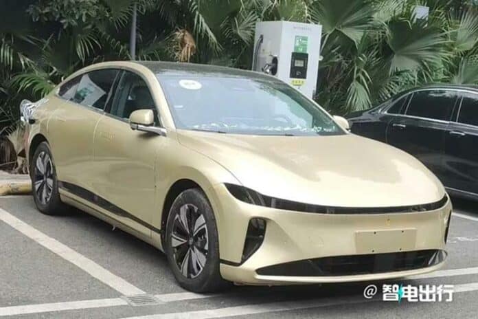 Changan Qiyuan A07 EV spy shots exposed in China. To compete with ID.7 and Model 3