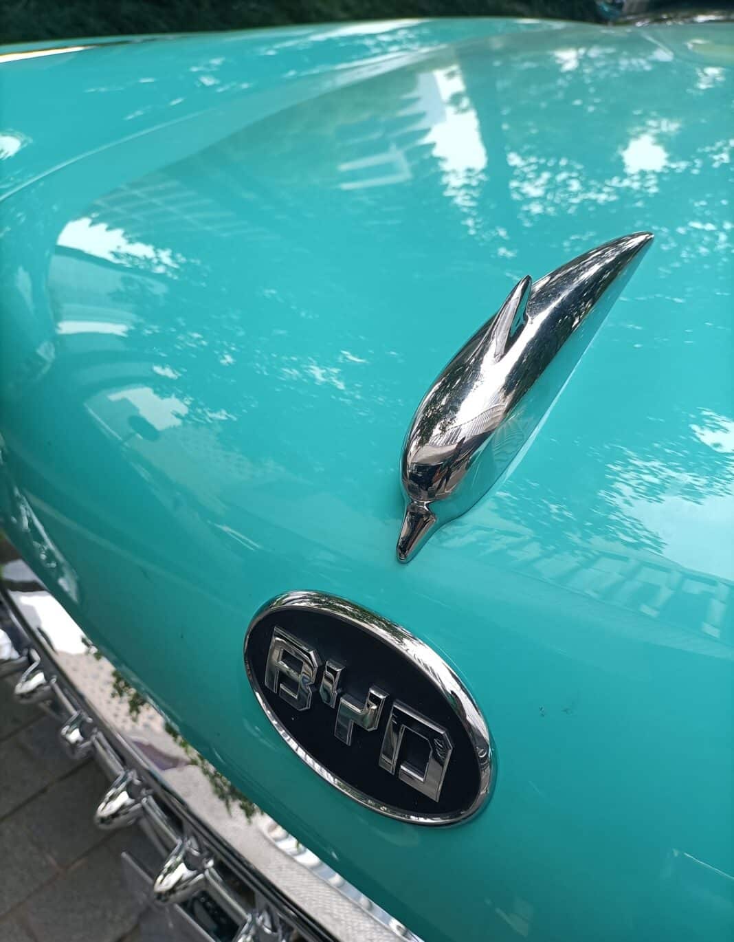 BYD-made Songsan SS Dolphin retro-roadster spotted on the streets in China