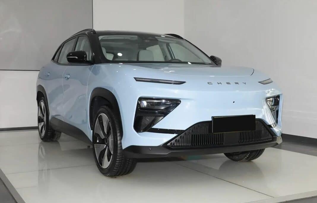Chery's all-electric eQ7 SUV rolled off production line with 512 km range
