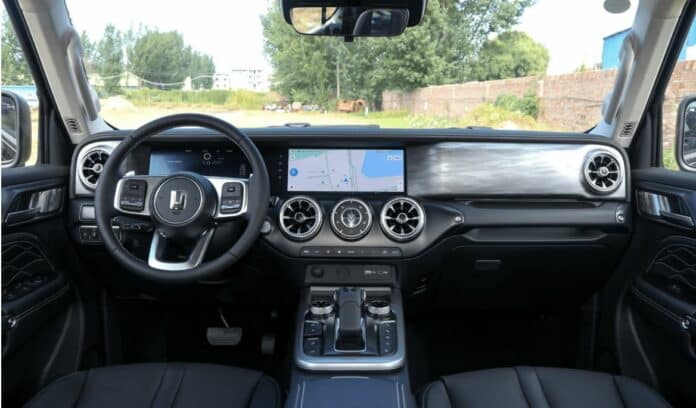 Great Wall Motors' Tank 300 PHEV with 105 km pure electric range spied ...