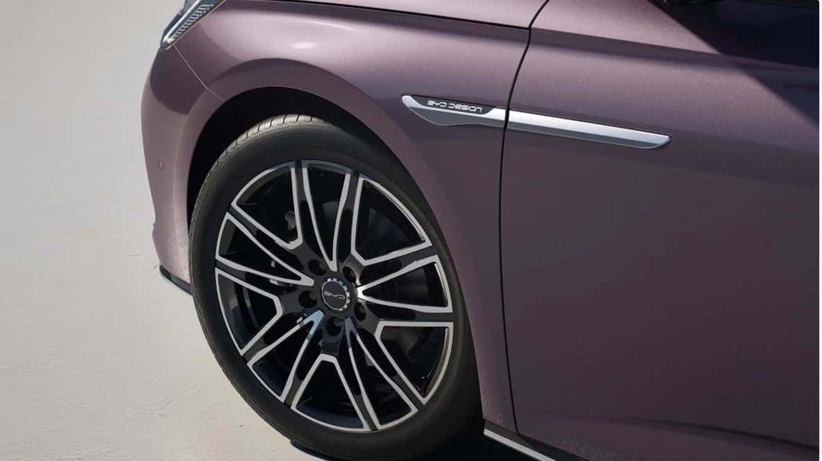 BYD Destroyer 07 sedan will launch as BYD Seal DM-i, price may start at ...