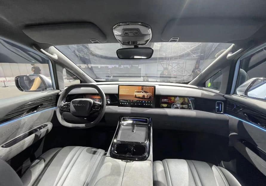 Rivals Denza D9, former GAC-Nio JV's all-electric Hycan V09 MPV has a 750 km range