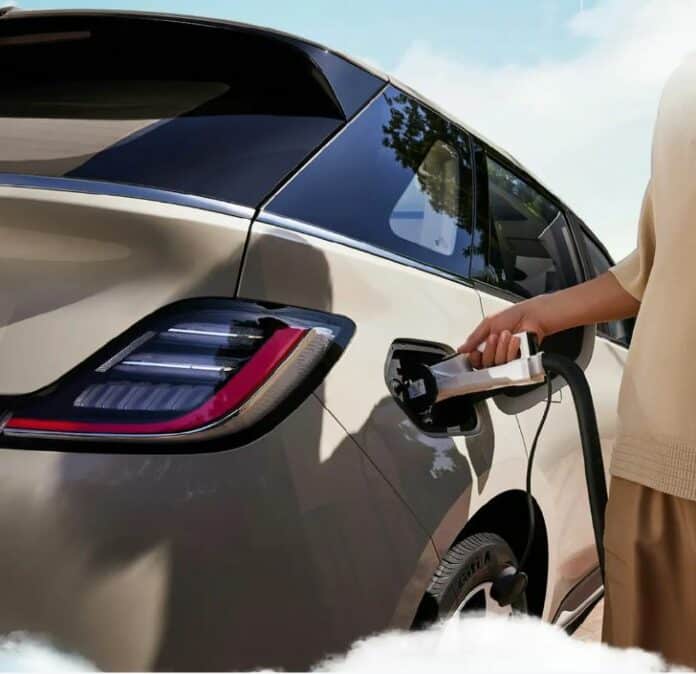 Baojun Yunduo opens blind orders in China, price may start at 13,900 ...