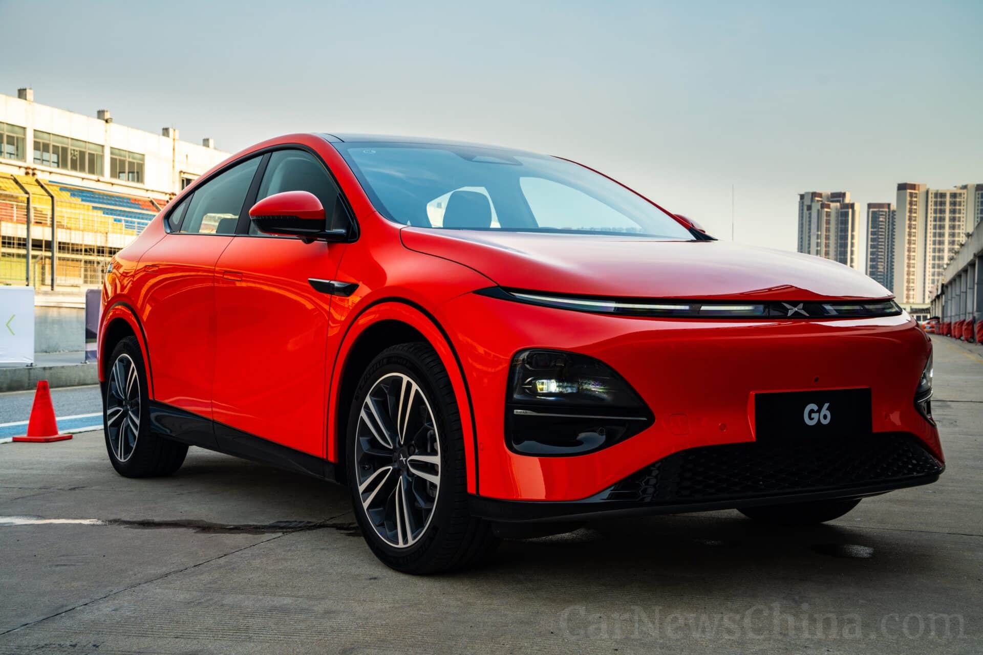Driving Review | XPeng G6 is a challenger for Tesla's Model Y dominance ...