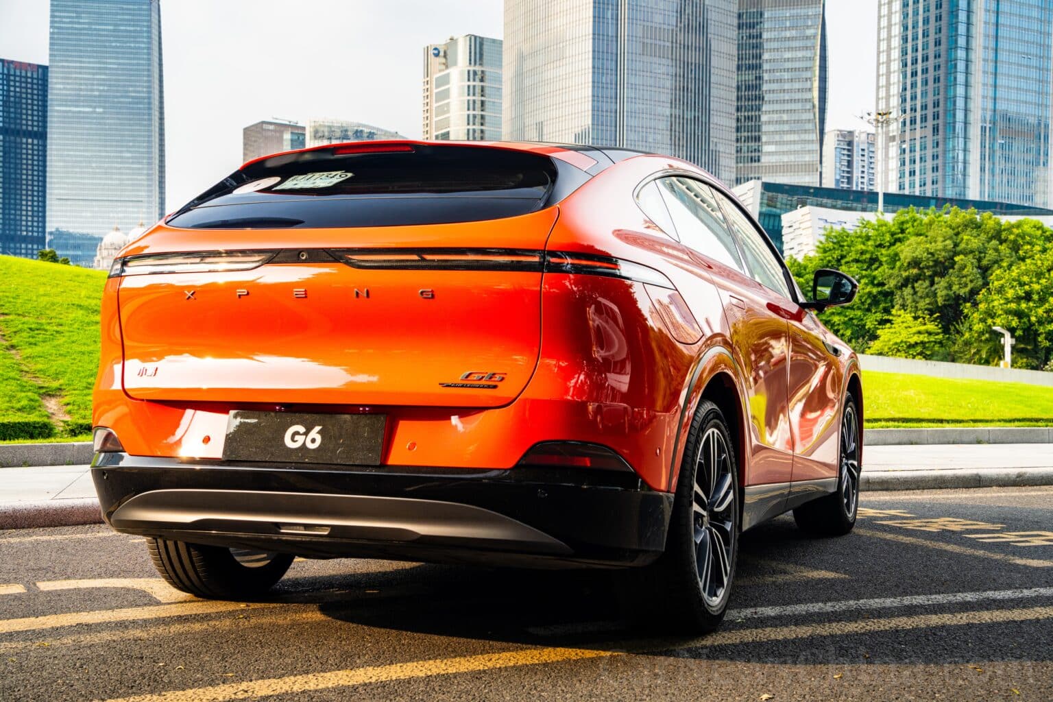 Driving Review | XPeng G6 is a challenger for Tesla's Model Y dominance ...