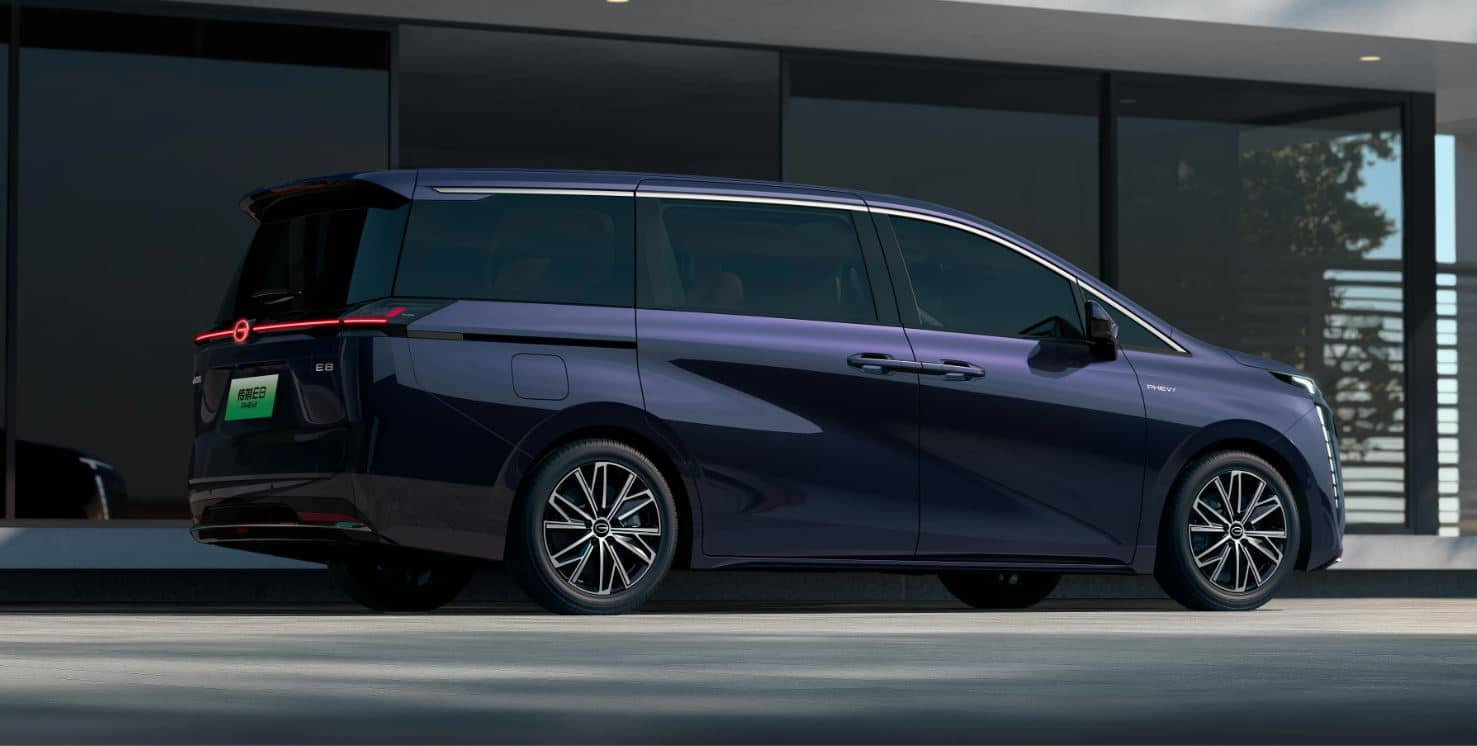GAC Trumpchi E8 PHEV MPV rendering revealed in China, will launch in Q4 2023