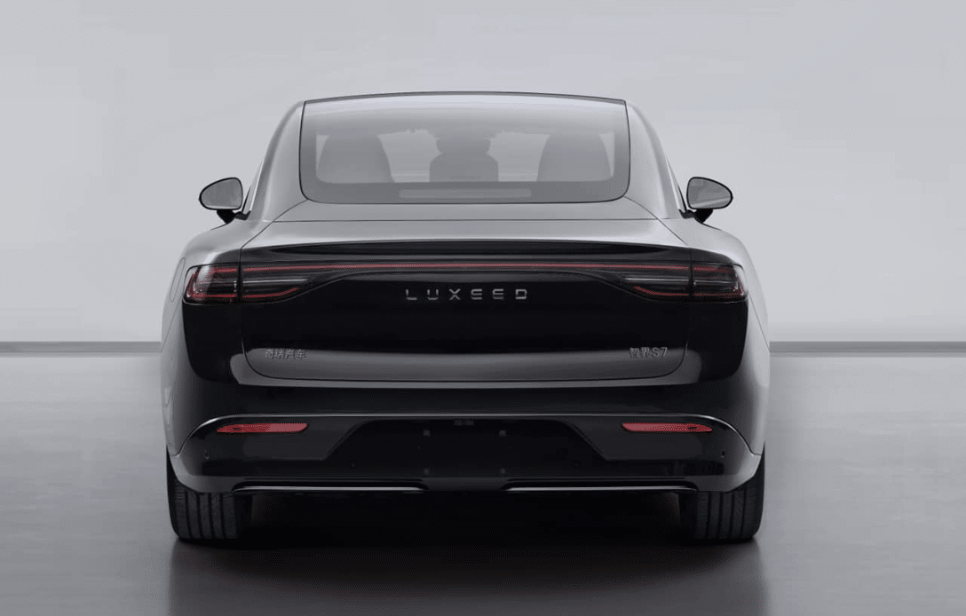 Chery and Huawei developed Luxeed S7 to start deliveries at Guangzhou ...