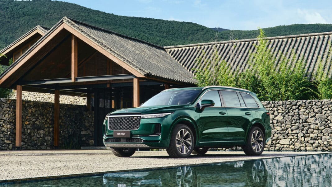 Li Auto L9 Pro EREV SUV launched in China for 59,860 USD. Price sliced 6.5%