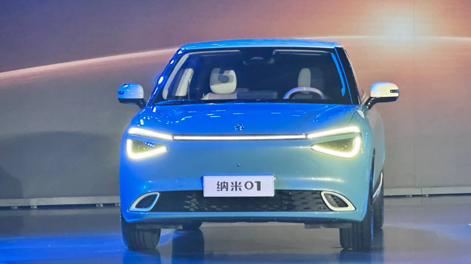 Dongfeng reveales Nammi 01 EV that supports a solid state battery