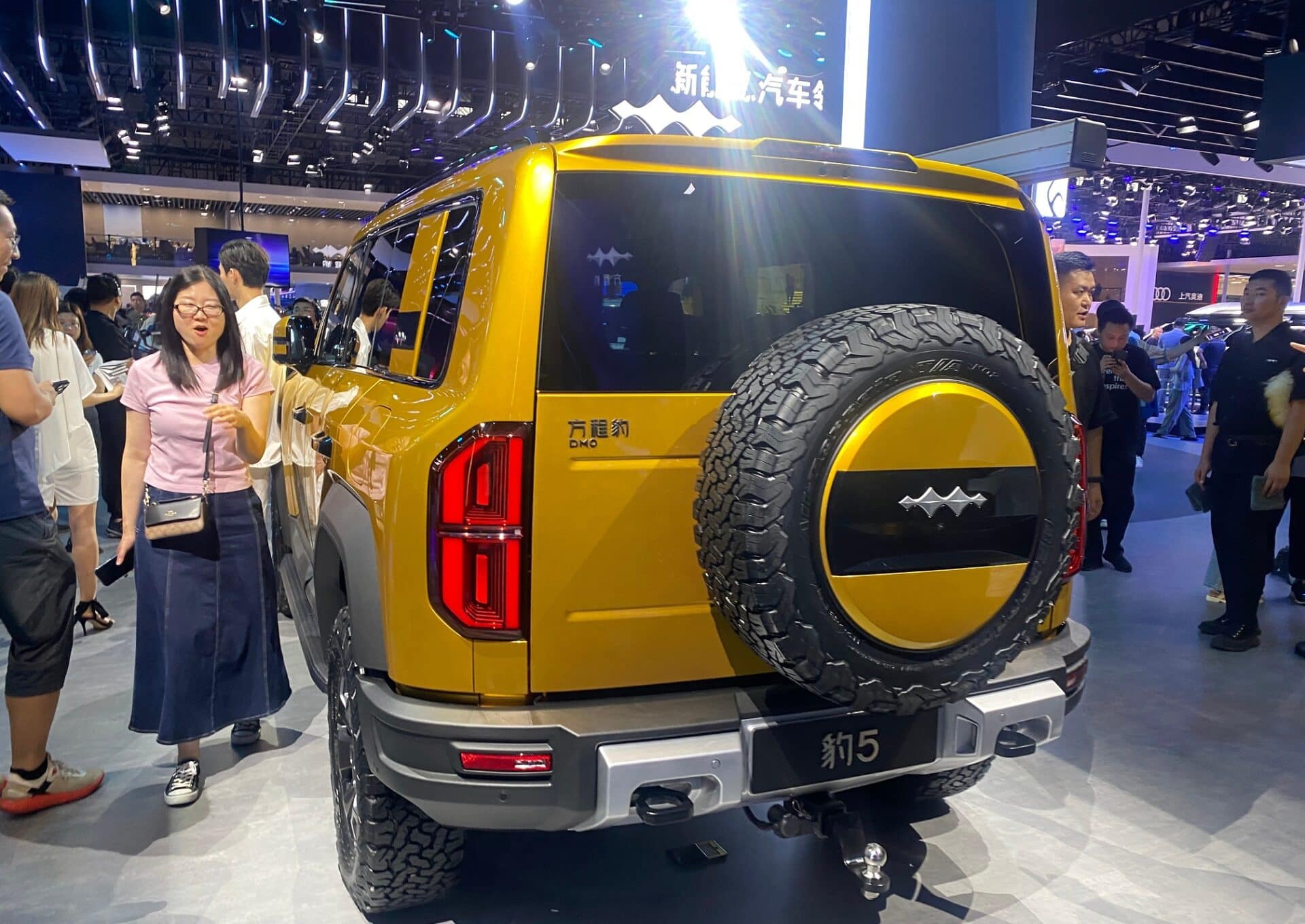 BYD's Fang Cheng Bao Leopard 5 (Bao 5) off-roader starts pre-sale ...