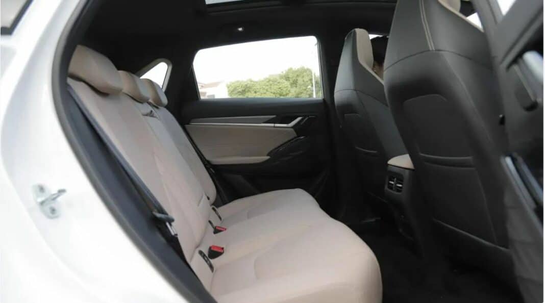 JAC QX PHEV SUV with BYD FinDreams' engine and Huawei HiCar launched ...