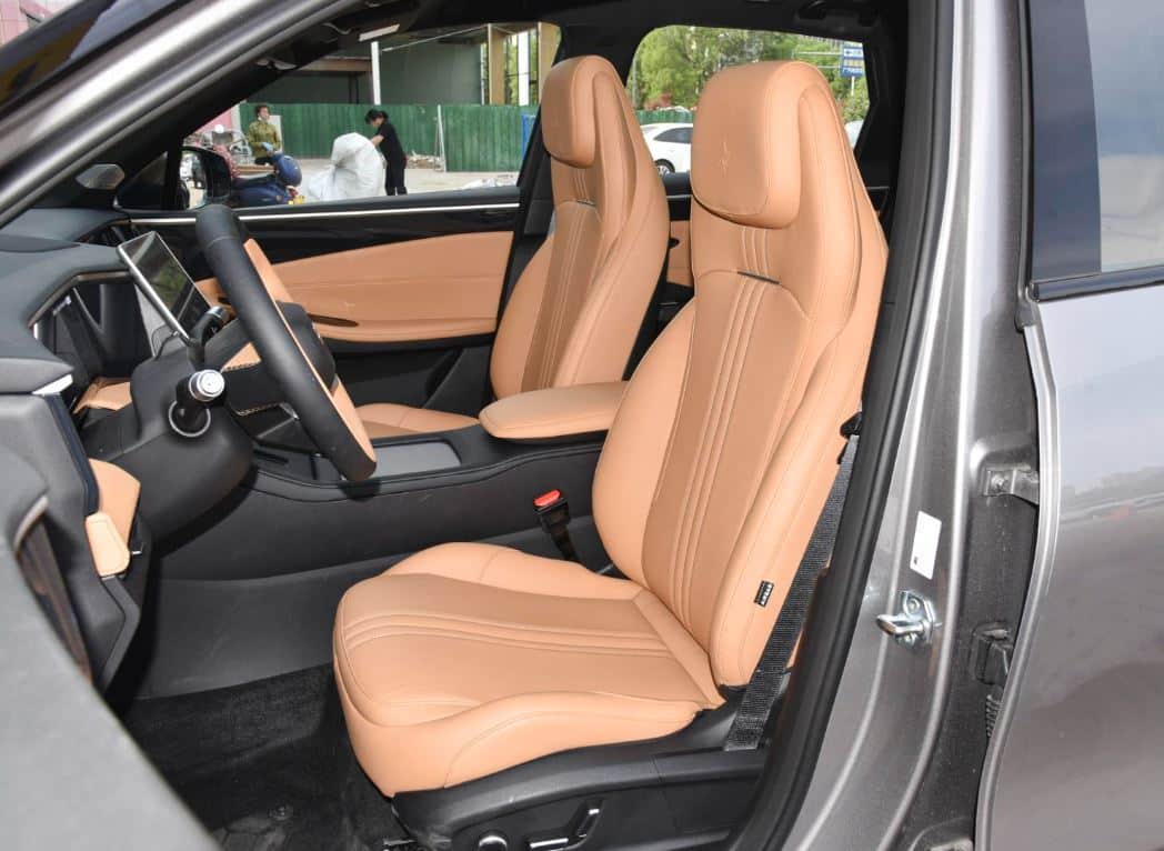 Geely Galaxy L7 Phantom Edition SUV launched with 1,370 km range, priced at 25,500 USD