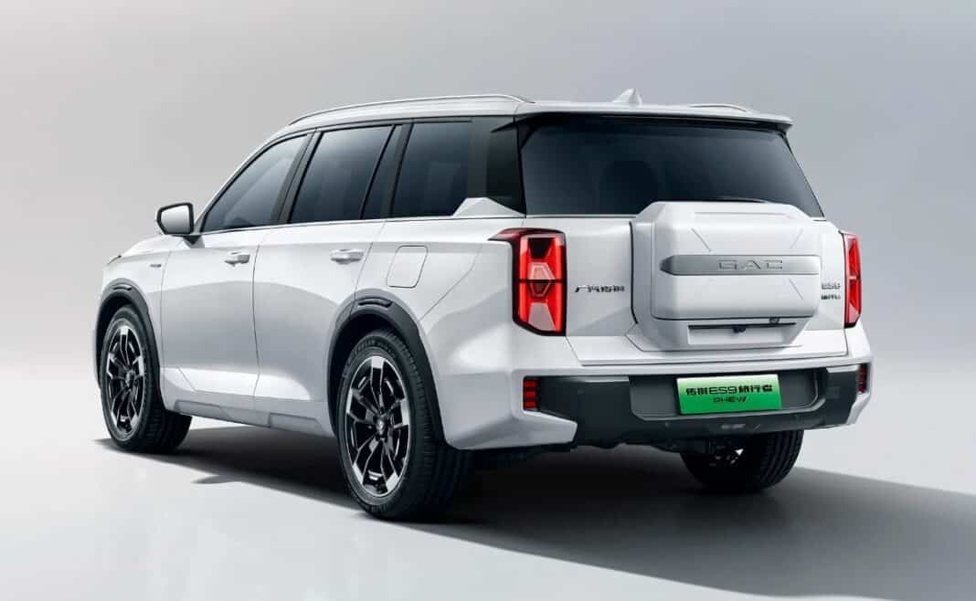 GAC Trumpchi ES9 PHEV SUV with 1,215 km range will start pre-sale on October 1 in China